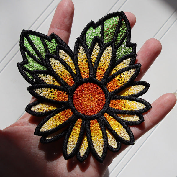 Wildflower Daisy (Layered Lace) – Embroidery Library