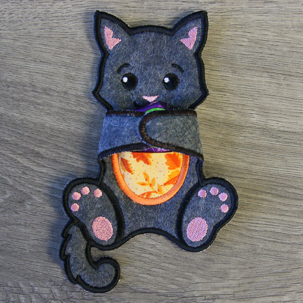 Cat Candy Hugger (In-the-Hoop) – Embroidery Library